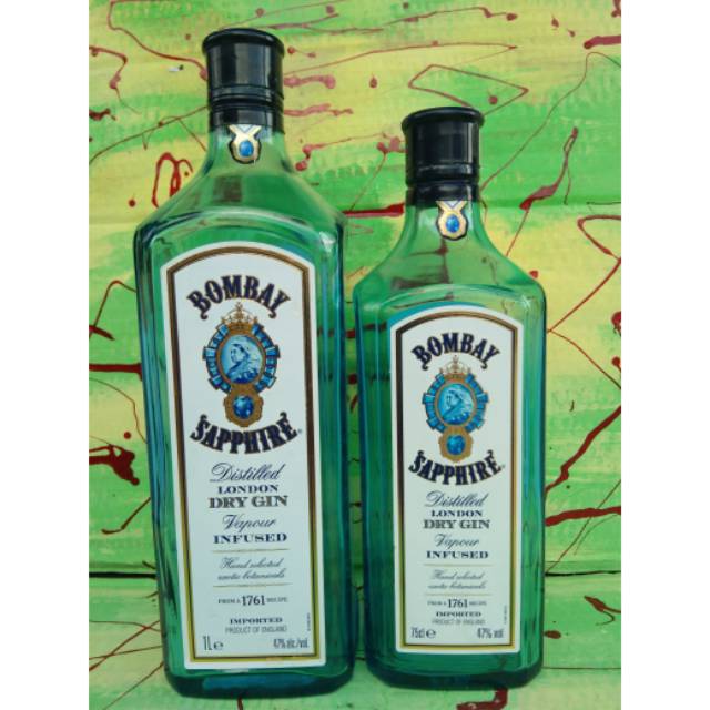 Jual Botol bekas miras gin bombay botol biru pajangan unik | Shopee ...