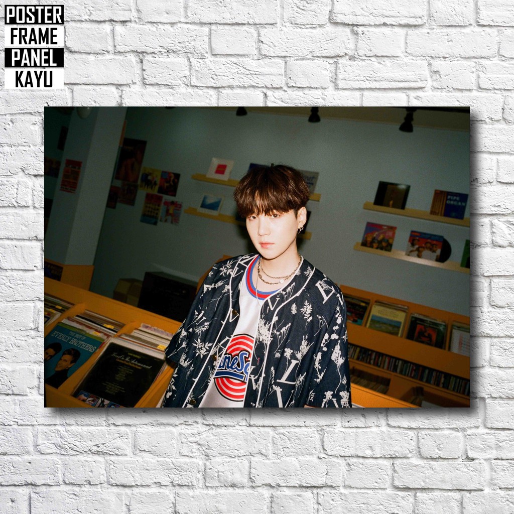 Jual Poster BTS Suga DYNAMITE Frame Kayu Solid A4 SUG055 | Shopee Indonesia