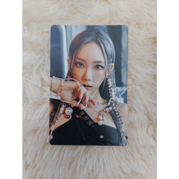 Jual TAEYEON INVU STICKERPACK PHOTOCARD PC | Shopee Indonesia