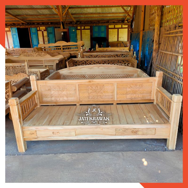 Jual Bale Bale Daybed Ukiran Bunga bakung | Bangku kayu jati ukiran ...