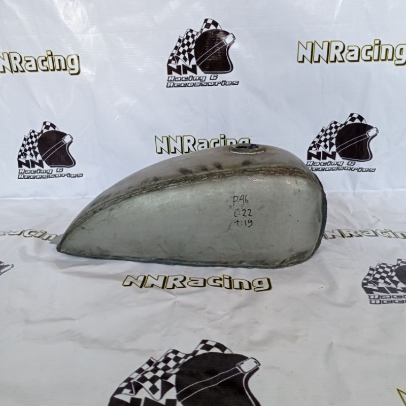 Jual Tangki Custom Deus Tracker Polos | Shopee Indonesia