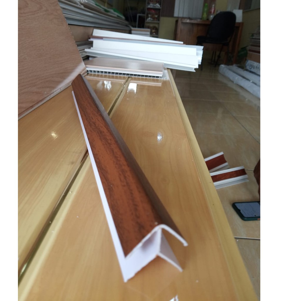 Jual list siku double kayu jati shunda plafon pvc Ls 305 | Shopee Indonesia