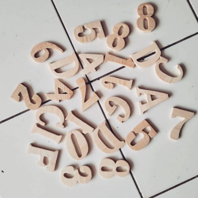 Jual Huruf kayu ukuran 5-10 cm Huruf Kayu Timbul | Shopee Indonesia