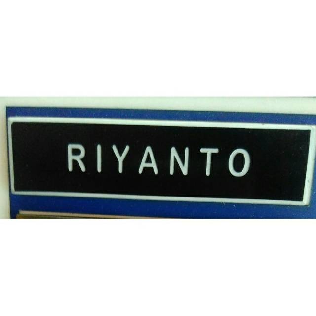 Jual Nama dada name tag magnet ukir | Shopee Indonesia