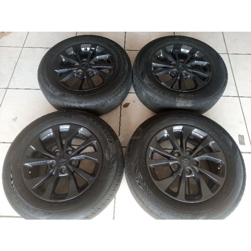Jual velg mobil second oem terios type R ring 16 pcd 5x114 ban 215 65 ...