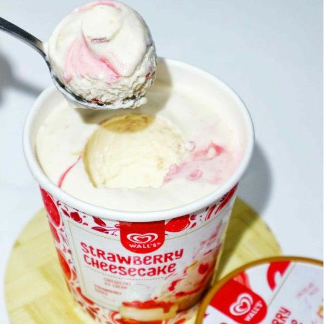 Jual Walls Strawberry Cheesecake 750ml | Shopee Indonesia