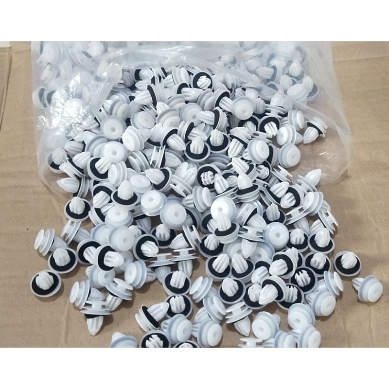 Jual kancing klip door trim harboot universal Inova Avanza Xenia ...