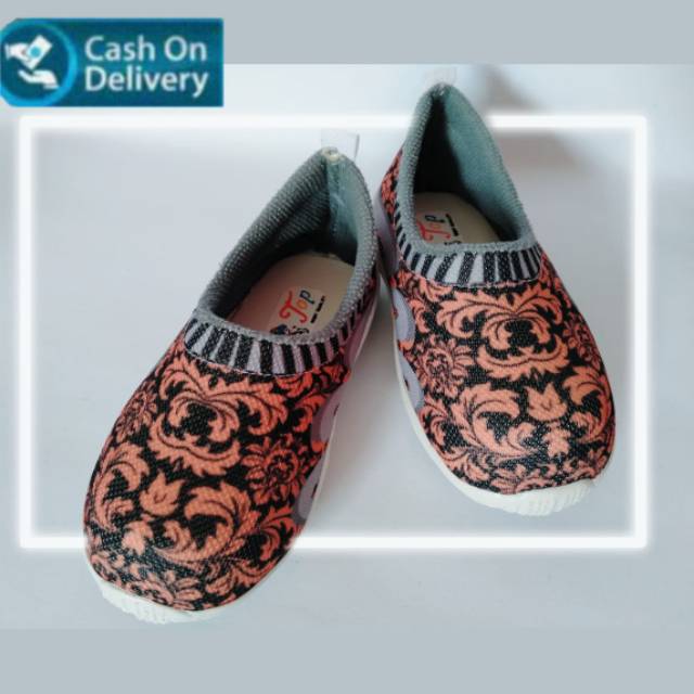 Jual Sepatu sneaker slip on motif batik | Shopee Indonesia