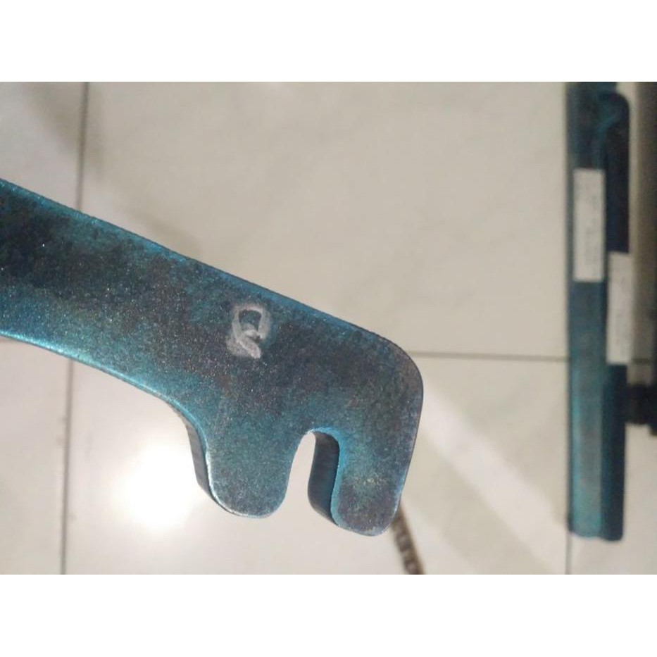 Jual Unik alat pembengkok besi beton 8mm panjang 40cm tiang kunci besi ...