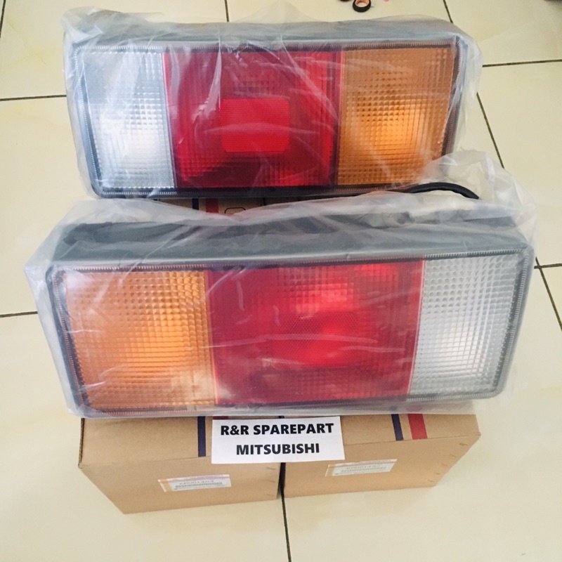 Jual STOP LAMP / STOPLAMP CANTER ASSY KM001485/KM001484 LAMPU BELAKANG ...
