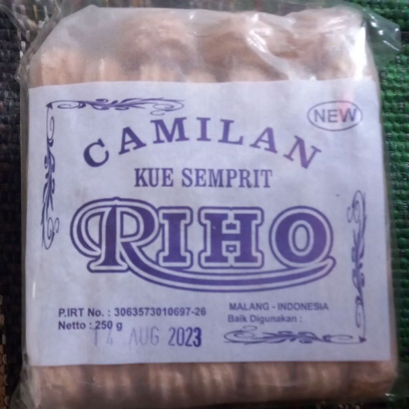 Jual kue semprit riho 250 gr jajanan jadul sprit jajan bentu huruf S ...