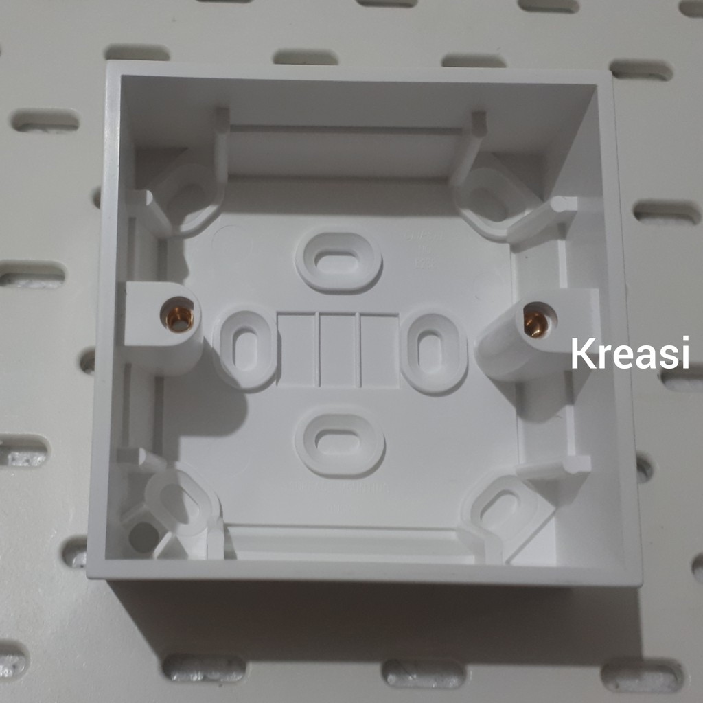 Jual OUTBOW DUS CLIPSAL SURFACE MOUNTING SCHNEIDER E238 | Shopee Indonesia