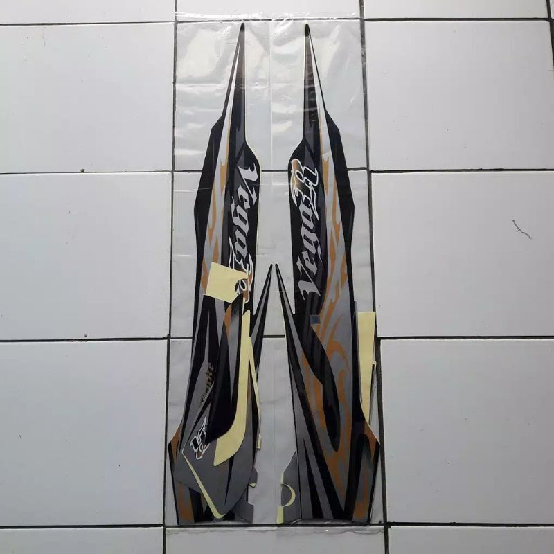 Jual striping sticker standar Yamaha vega R 2008 gold | Shopee Indonesia