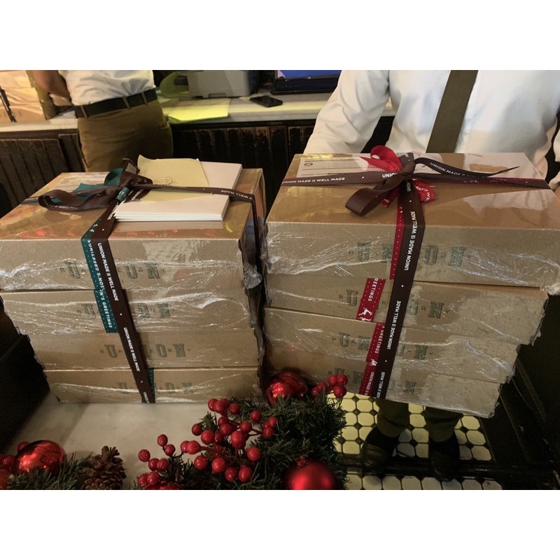 Jual Hampers by union jkt . made in- donuts 1 dozen | Shopee Indonesia