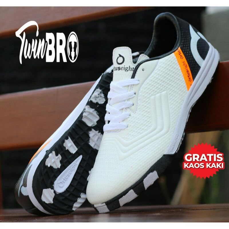 Jual Jr - Sepatu Pria Futsal Putih Ortus Soccer Bola Pria Ringan ...