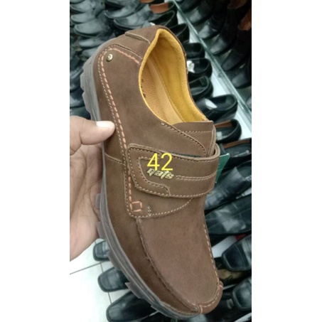 Jual Sepatu Gats asli kulit kualitas eksport awet pakai belasan tahun ...