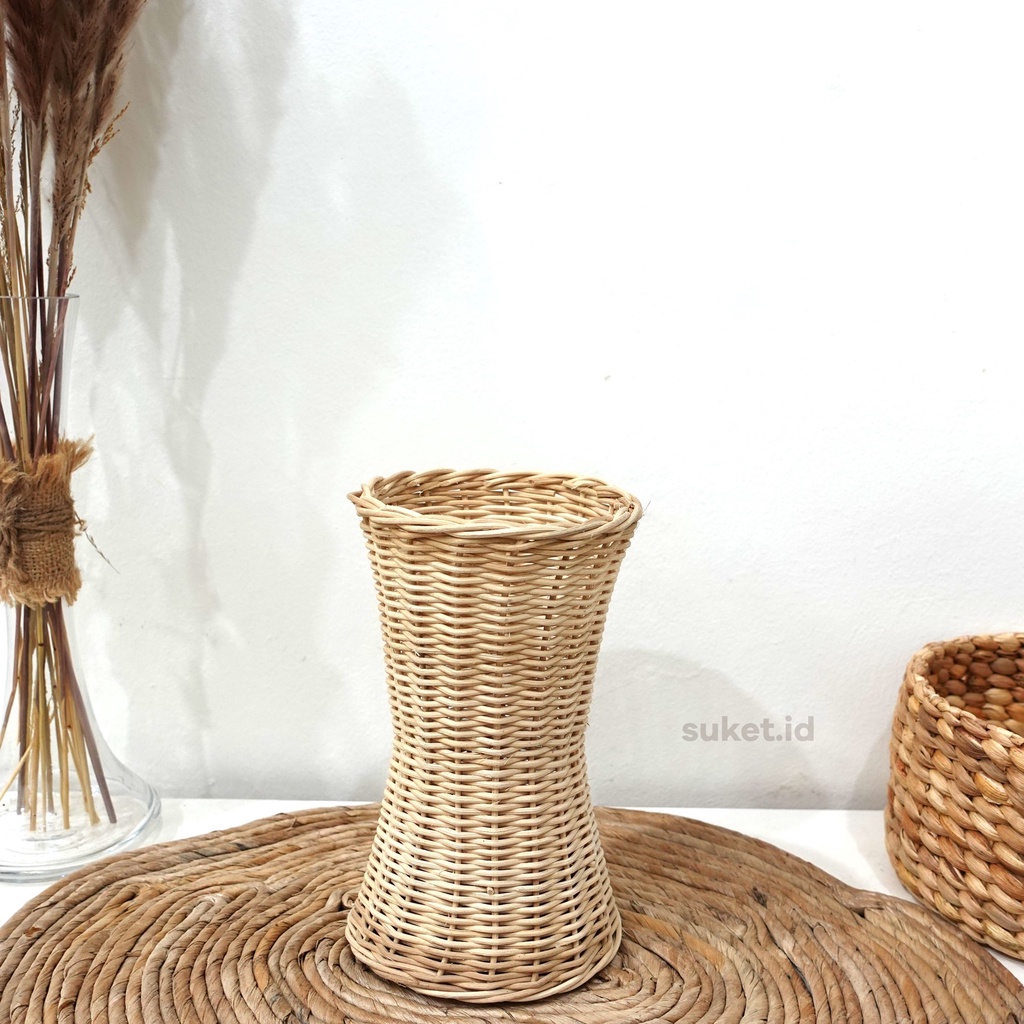 Jual Vas Bunga (bahan dari rotan) | Shopee Indonesia