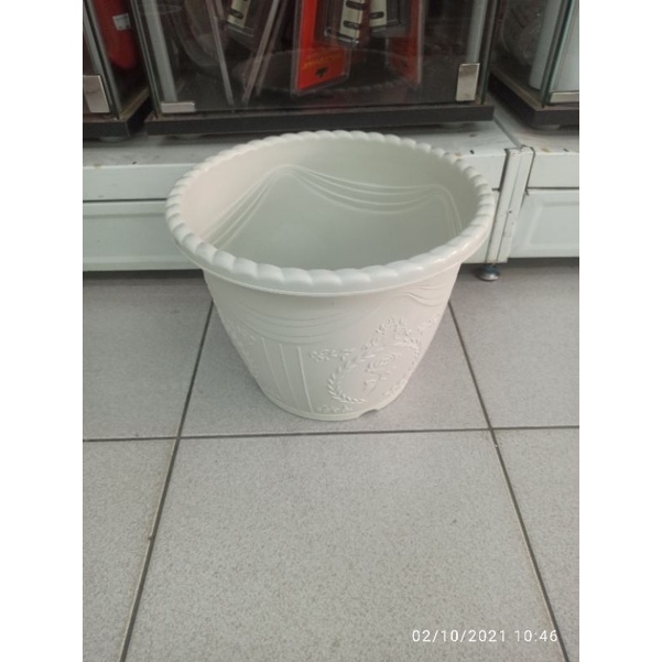 Jual pot bunga putih F904 d 29 cm x t 21.5 cm twinpan | Shopee Indonesia