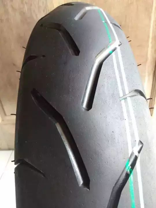Jual Ban depan aerox PCX Lexi tubles tubeles 110/80-14 merk IRC ...