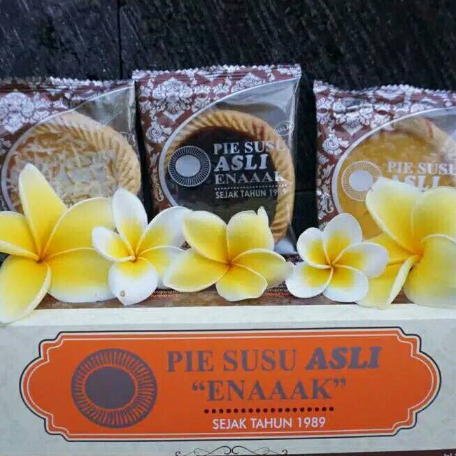 Jual Oleh Oleh Khas Bali Pie Susu Asli ENAAAK (isi 10 Pcs) | Shopee Indonesia