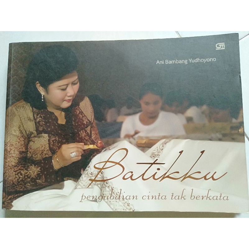 Jual BUKU PRELOVED BATIKKU | Shopee Indonesia
