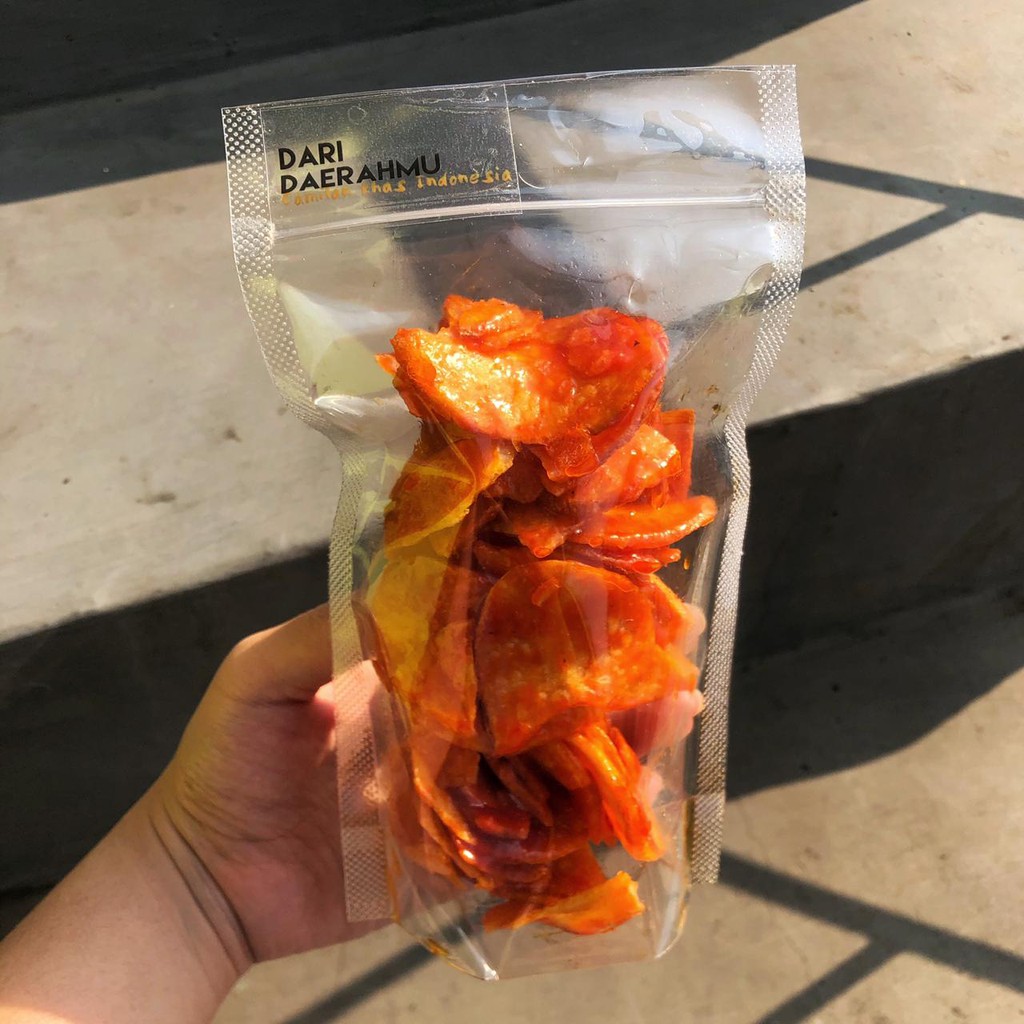Jual Keripik singkong balado sanjai pedas manis asli padang | Shopee ...