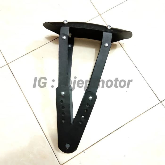Jual NEW MUD GUARD CUSTOM JAPSTYLE CAFERACER UNIVERSAL SEDANG Baru ...