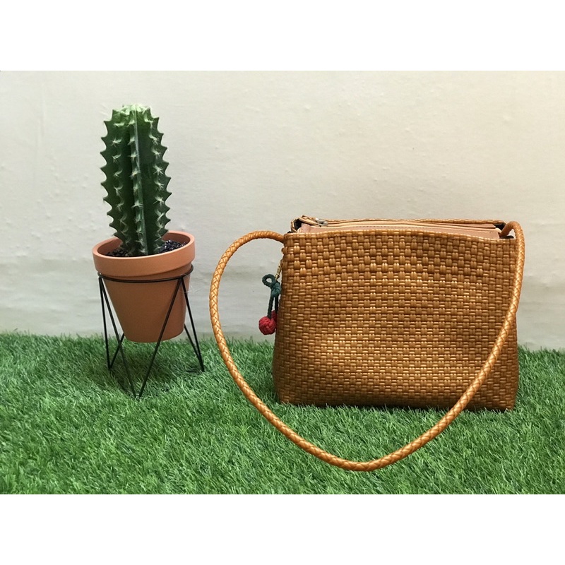 Jual Tas Anyaman SUPER PREMIUM Limited Edition GOOD BROWN SLING BAG and ...