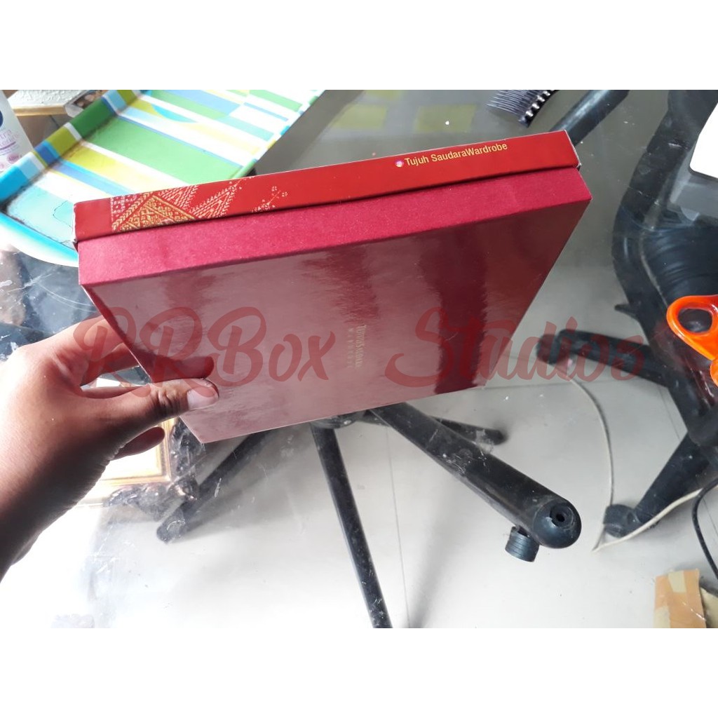 Jual Box Biasa Ukuran 18x18x3 (cm) | Shopee Indonesia
