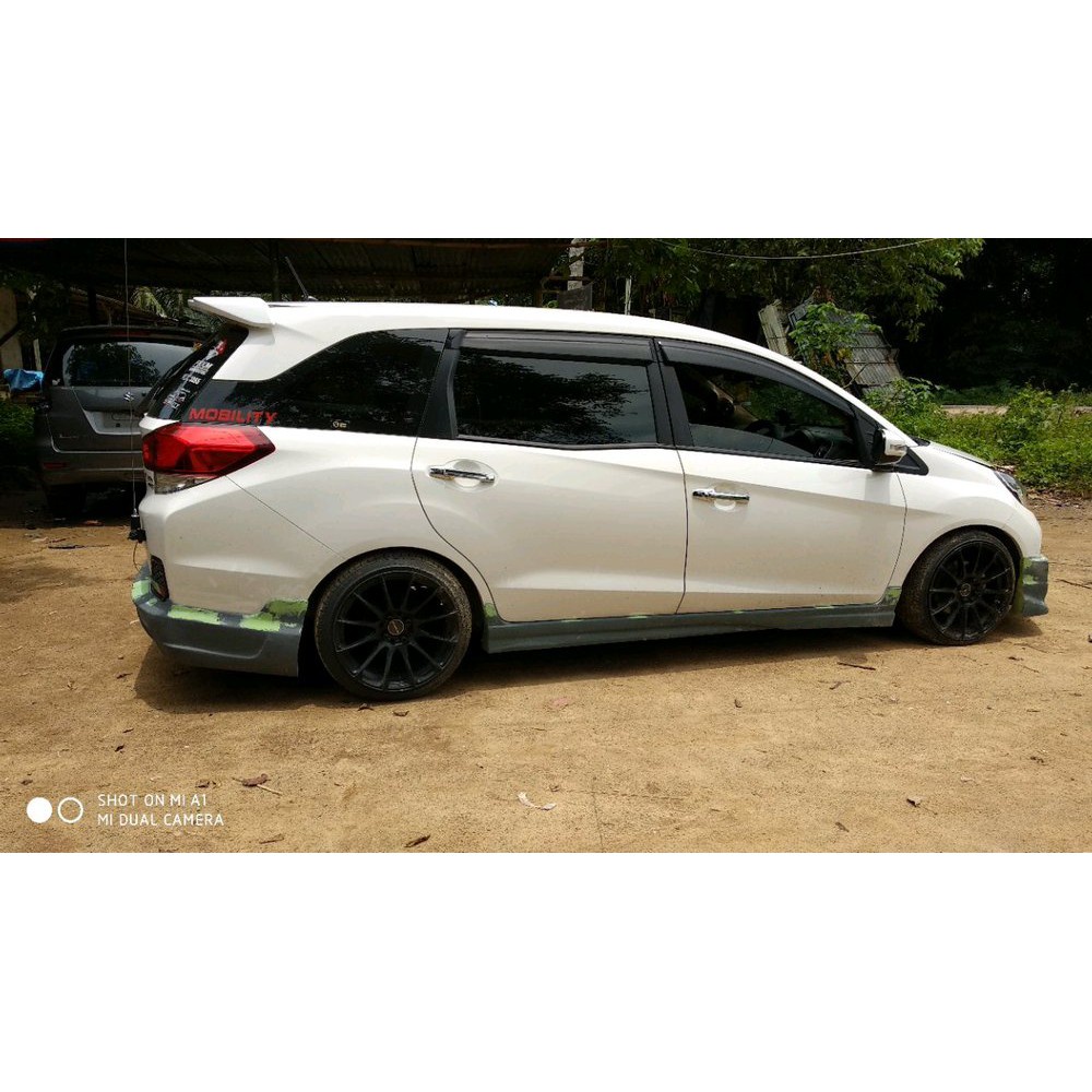 Jual body kit Bodykit sidekirt mobilio 2. GRT bodykit duraflex, HIGH ...