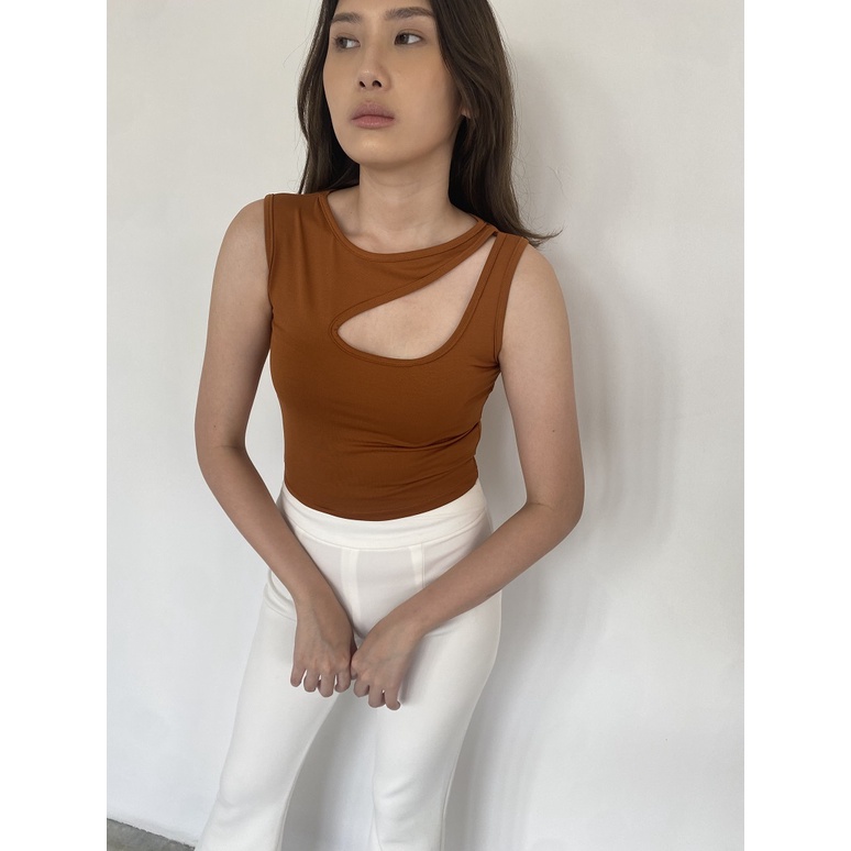 Jual NYLA - Astoria Top | Shopee Indonesia