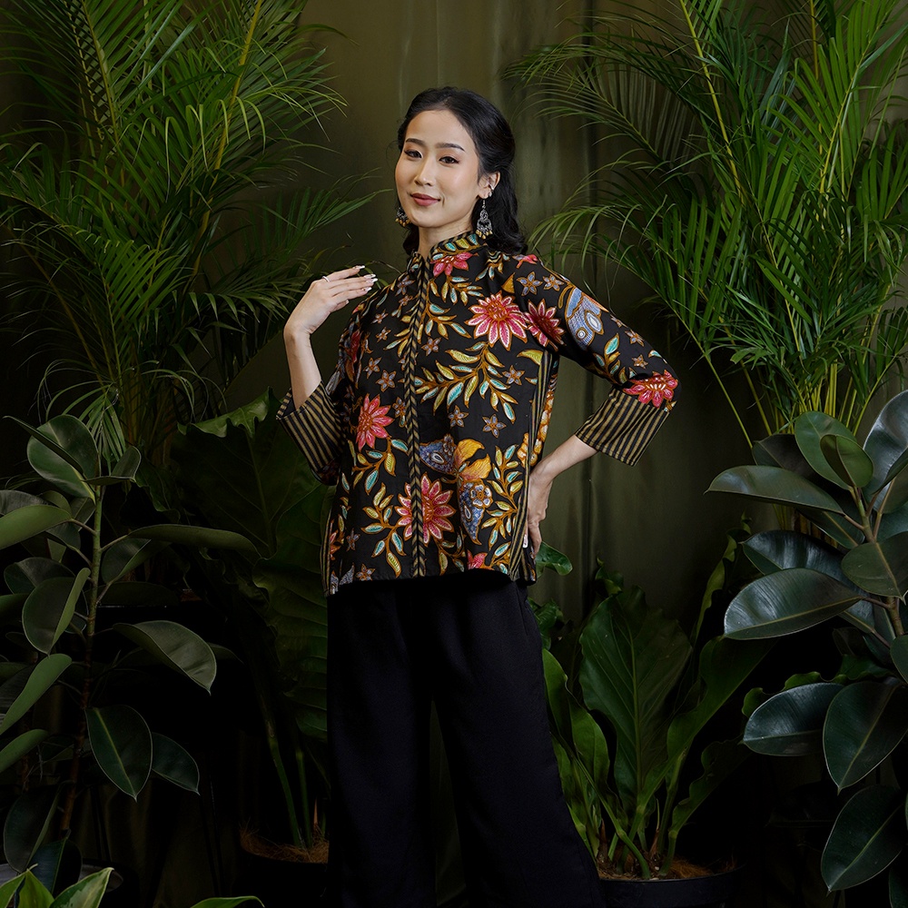 Jual NONA RARA - Vivare Gendis T1697, Baju Batik Kasual Modern | Shopee ...