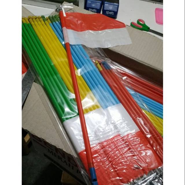 Jual Stik Bendera Merah Putih ada Peluit | Shopee Indonesia