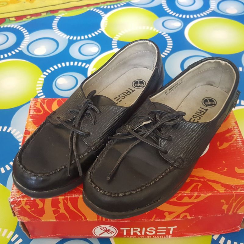 Jual Sepatu Kerja Wanita TRISET | Shopee Indonesia