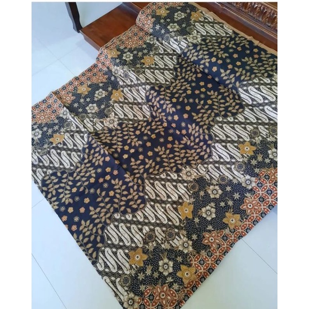 Jual 15 Motif kain motif pohon / batik sragen / batik solo / kain batik ...