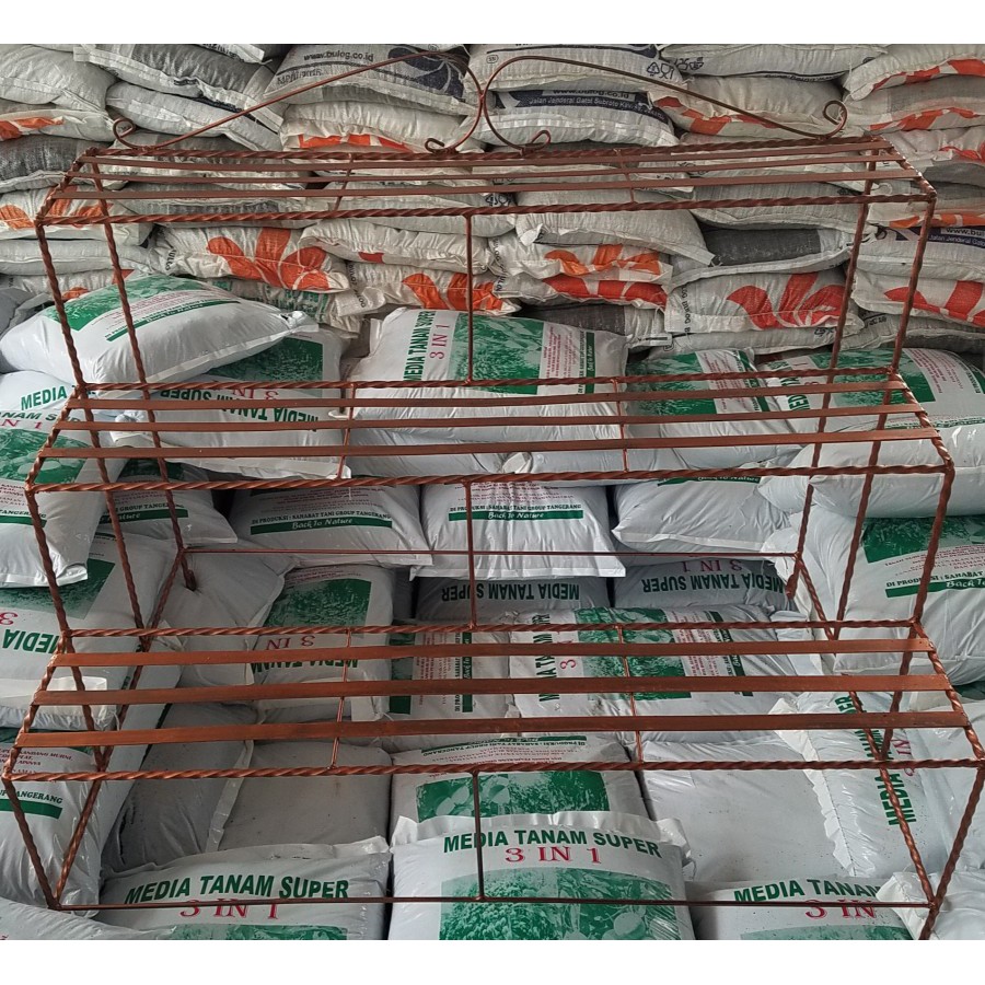 Jual RAK BESI POT BUNGA 3 SUSUN GOJEK GRAB ONL (TEMBAGA) | Shopee Indonesia