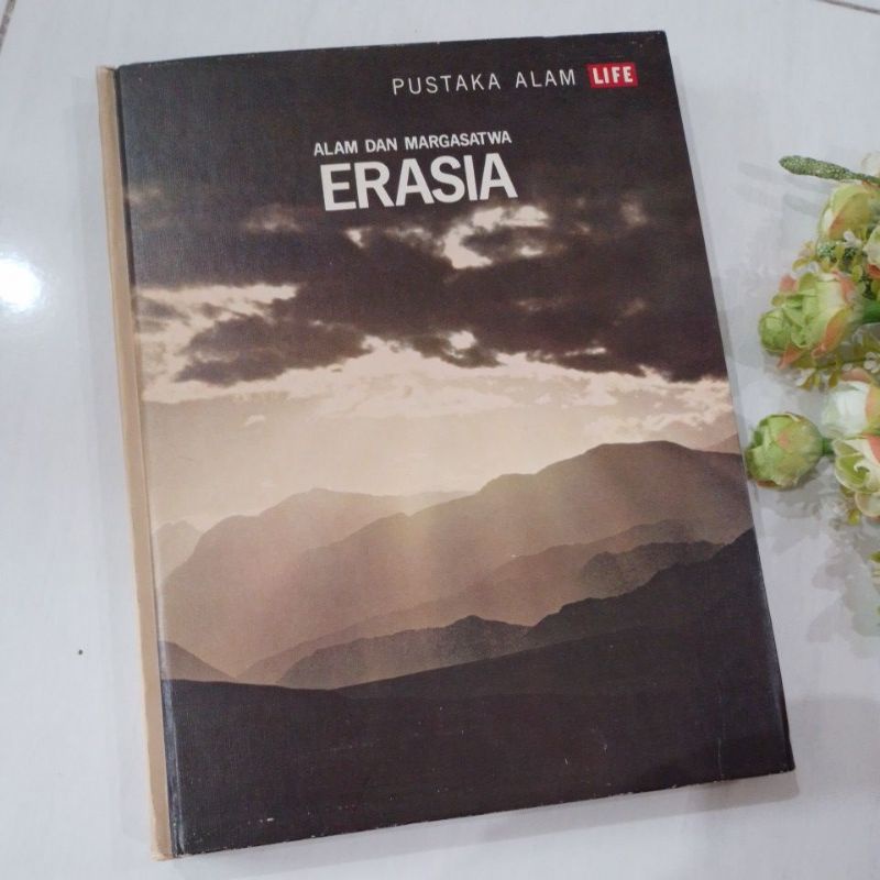 Jual Buku pustaka alam life ensiklopedia | Shopee Indonesia