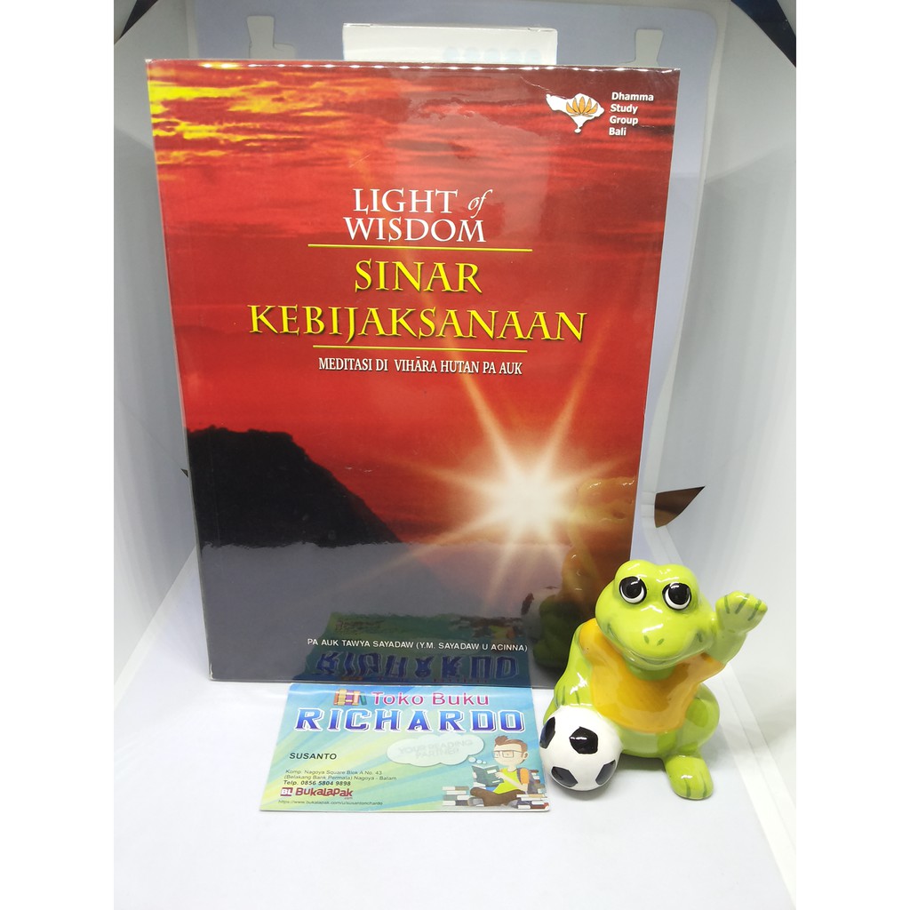 Jual Buku Light of Wisdom Sinar Kebijaksanaan --- Meditasi di Vihara ...