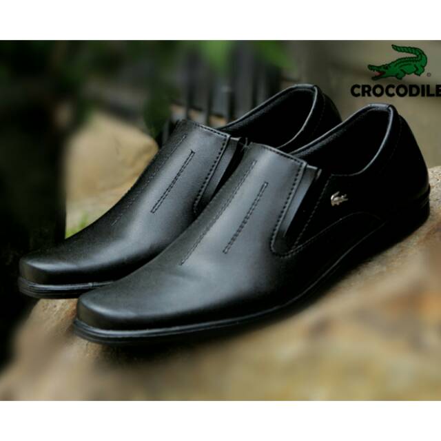 Jual Top Seller☆ TOOS VAS Sepatu Pria Crocodile Pantofel Tali Pendek ...