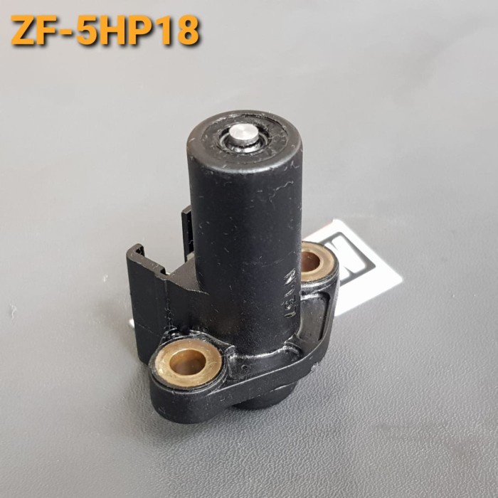 Jual Speed sensor transmisi ZF-5HP18 BMW E34 E36 E38 E39 {Part by BMW ...