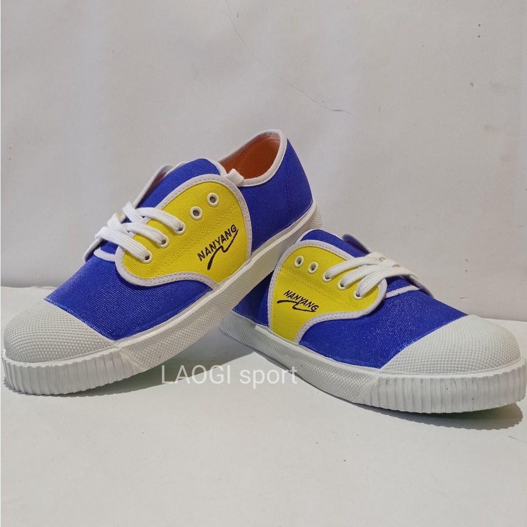 Jual SEPATU TAKRAW NANYANG KUNING BIRU | Shopee Indonesia