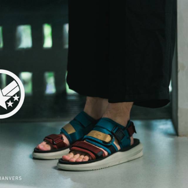 Jual Hijack Sandal x Marvel Shield Danvers | Shopee Indonesia