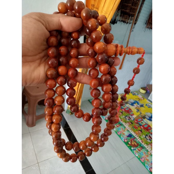 Jual TASBIH KAYU RAJA MERAH /AGATIS MERAH JUMBO -SIZE 14MM | Shopee ...