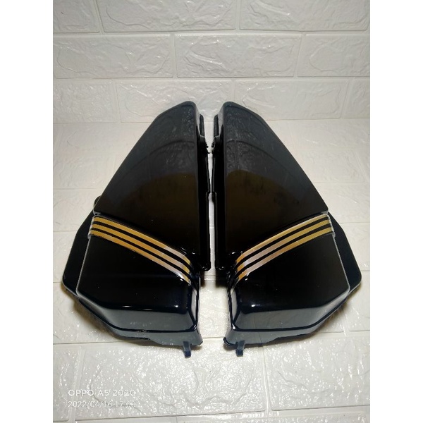 Jual BOX AKI/KEMPOLAN KANAN KIRI SET EMBLEM YAMAHA RXK RX KING HITAM ...