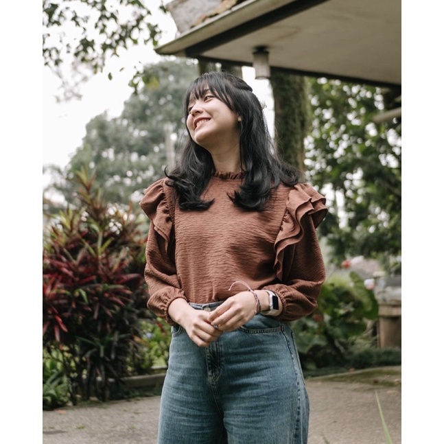 Jual Leviora - Daisy Blouse (MOCCA ONLY) | Shopee Indonesia