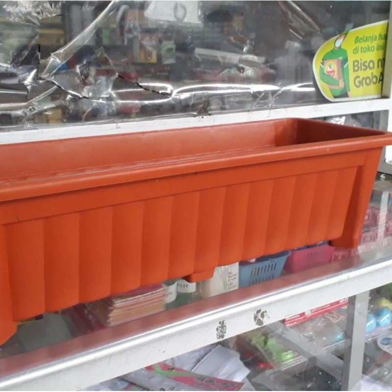 Jual Pot panjang murah, pot merah panjang 50 cm | Shopee Indonesia