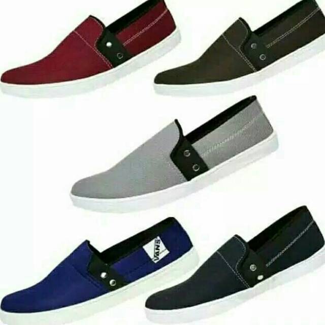 Jual SEPATU PRIA SLIP ON | Shopee Indonesia