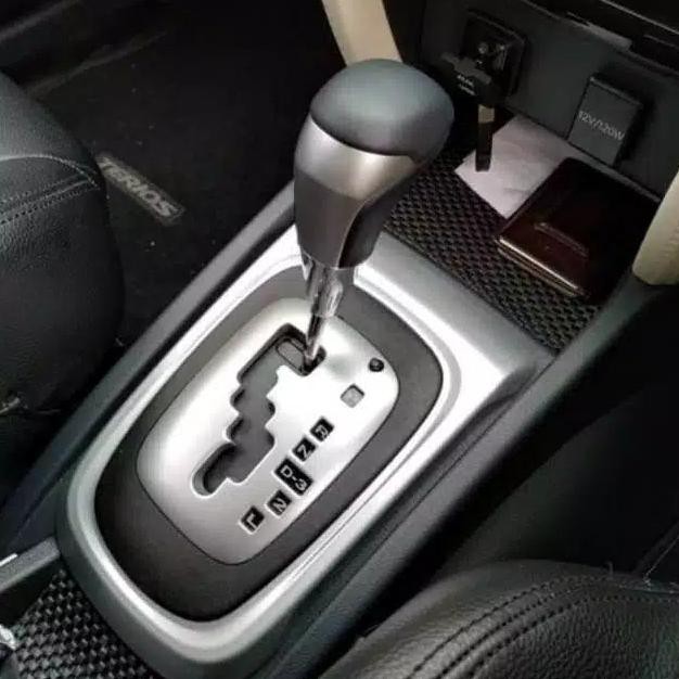 Jual Shift Knop Toyota Matic Fortuner Vrz / Innova Reborn Orisinil ...