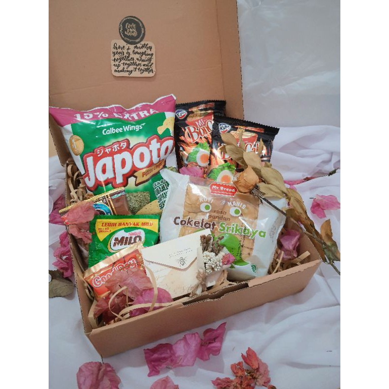 Jual PAKET GIFT BOX/SNACK BOX/PREMIUM SNACK BOX/GIFT CARD/KADO/HAMPERS ...