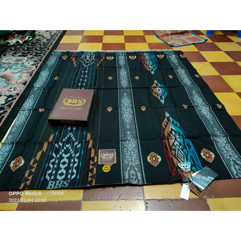 Jual sarung bhs excellent jgh mesres bhs gold | Shopee Indonesia